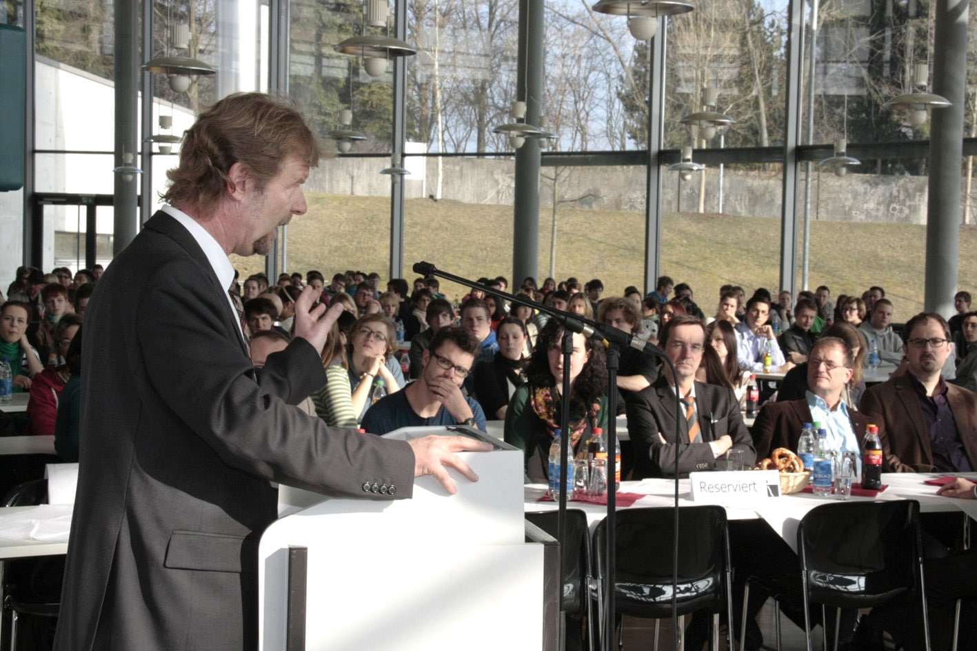 Neuer Präsident eröffnet das Semester » Regensburg Digital