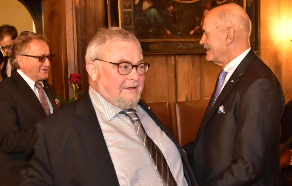 Der alte Fuchs und seine Freunde » Regensburg Digital