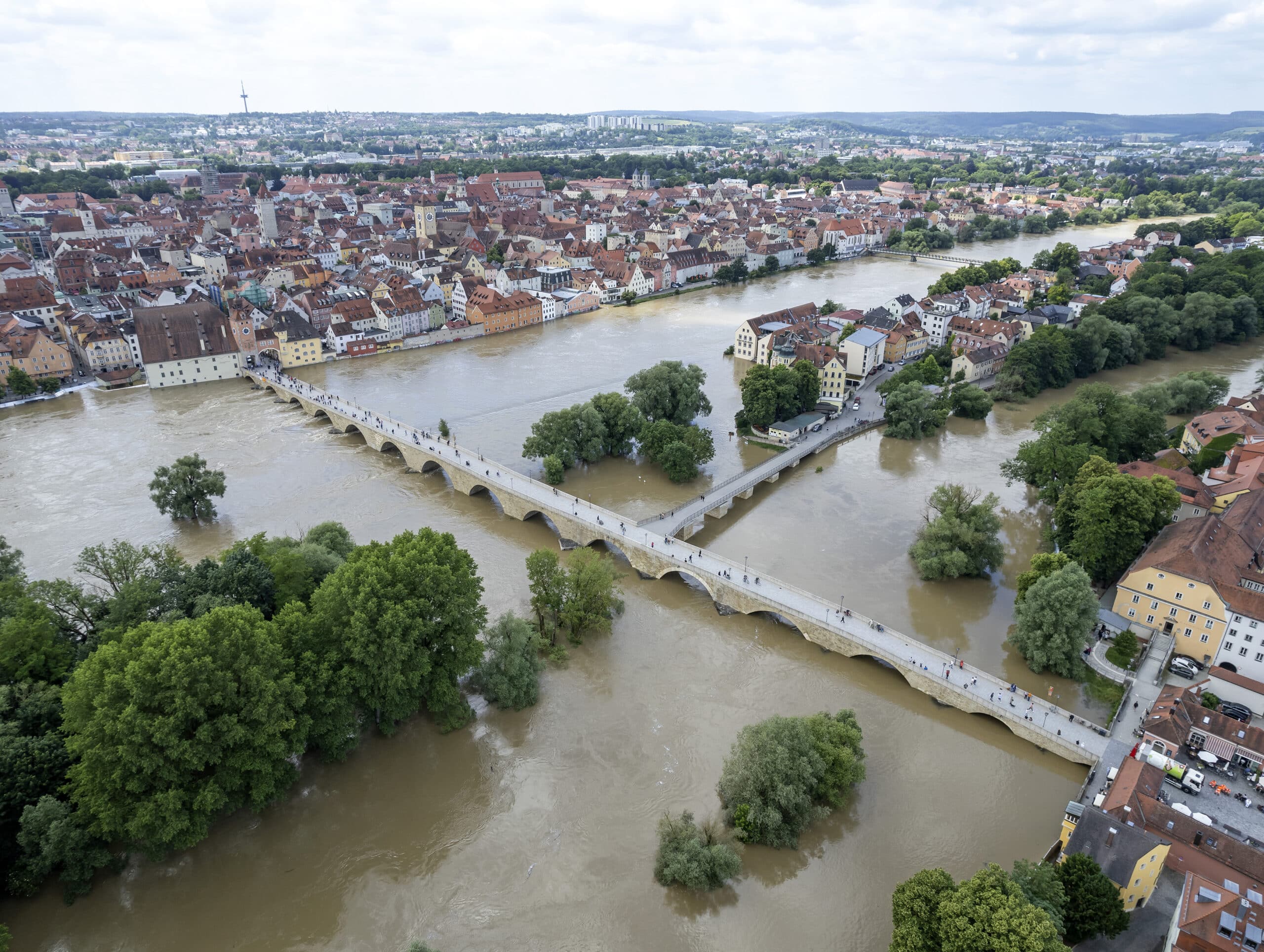 Angespannt, aber nicht katastrophal – die Hochwasserlage in Regensburg » Regensburg Digital