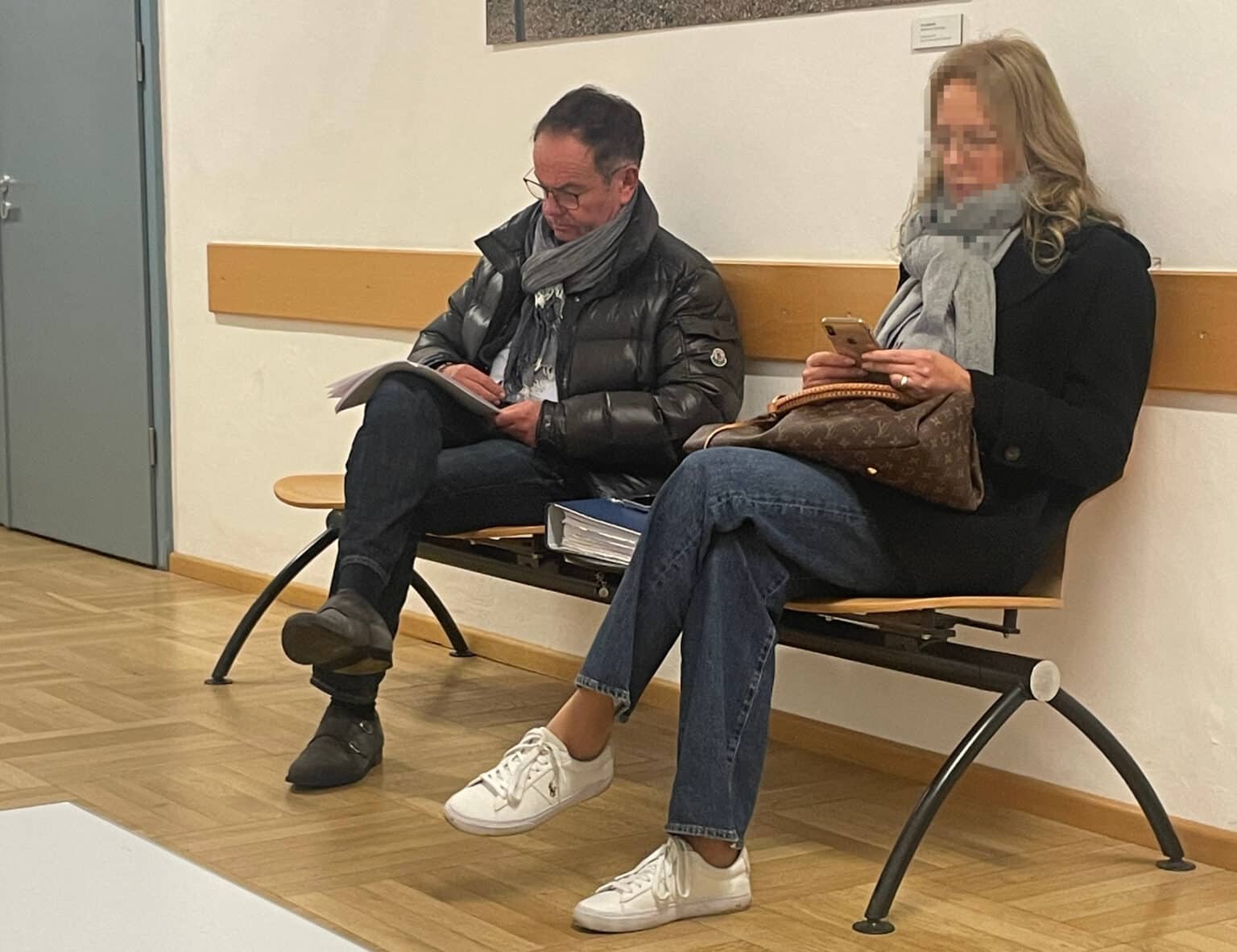 Hausmeister-Streit vor dem Arbeitsgericht Regensburg: Stadtrat Janele ...