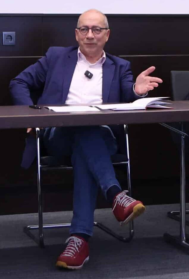 Denkbar knappes Ergebnis: Vorstand der SPD Regensburg schlägt Thomas ...